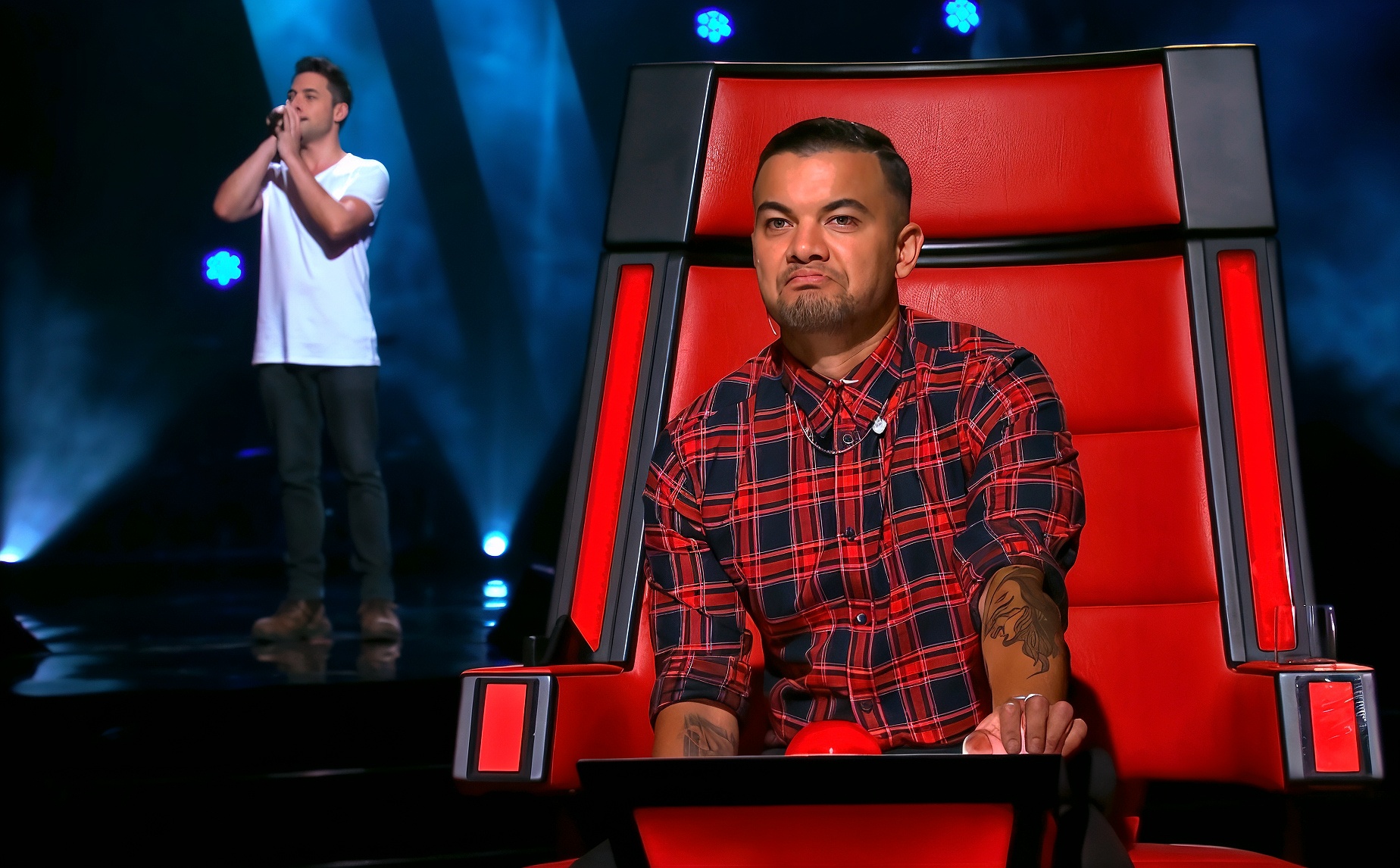 His Deep Voice Channels ‘Disturbed’ in 'Sound of Silence' – And Sparks ...