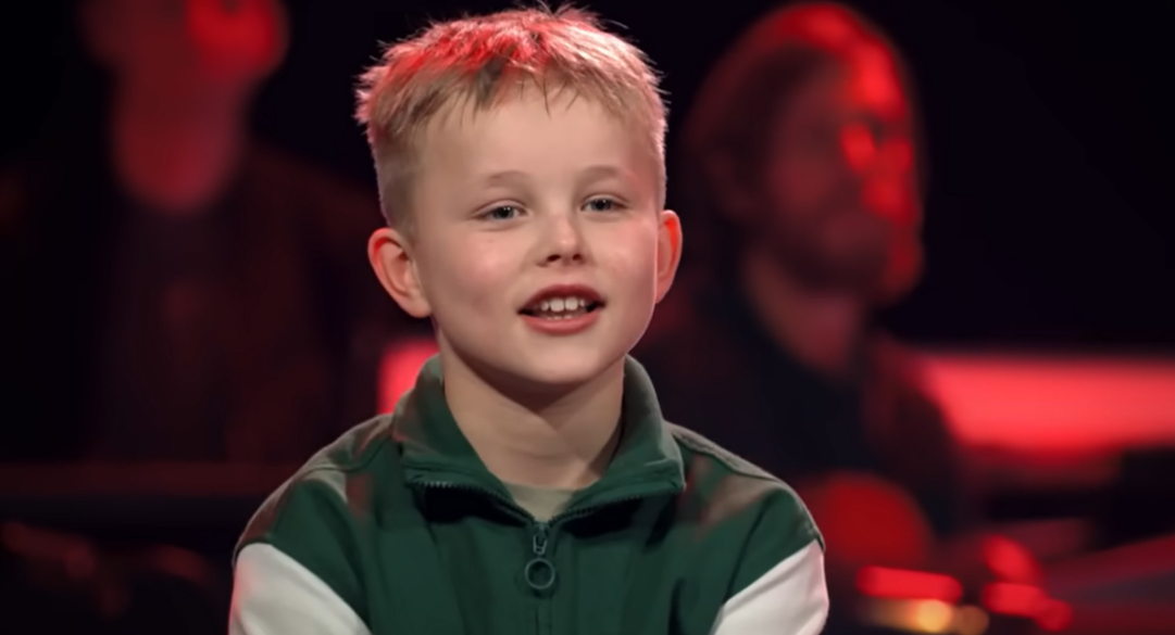10-Year-Old Bjarne Stuns with “Someone You Loved” on The Voice Kids ...